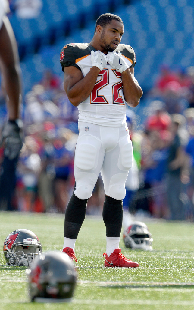 Former NFL player Doug Martin died after struggling with officers while ...