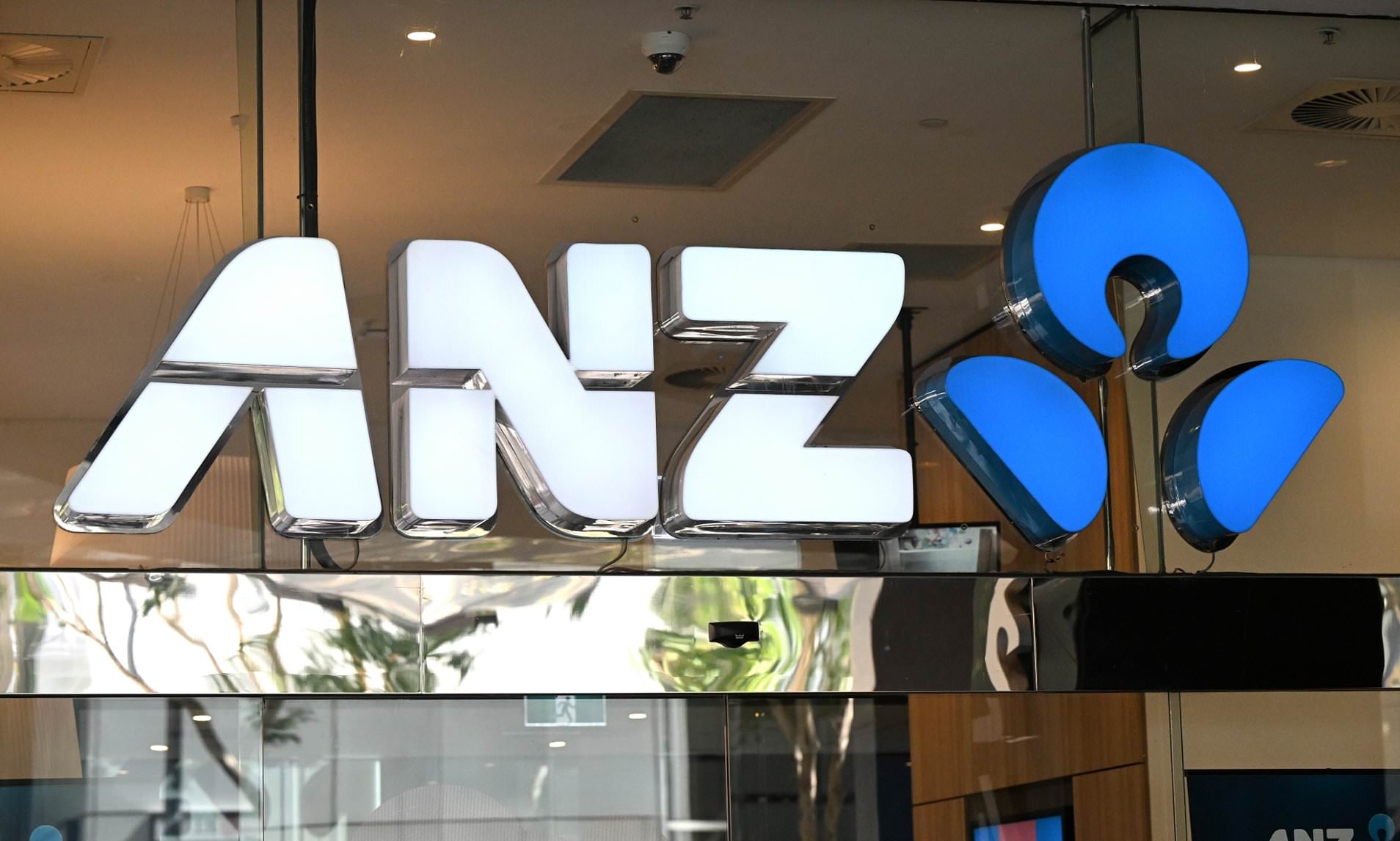 Australians unable to access money as major bank's app goes down