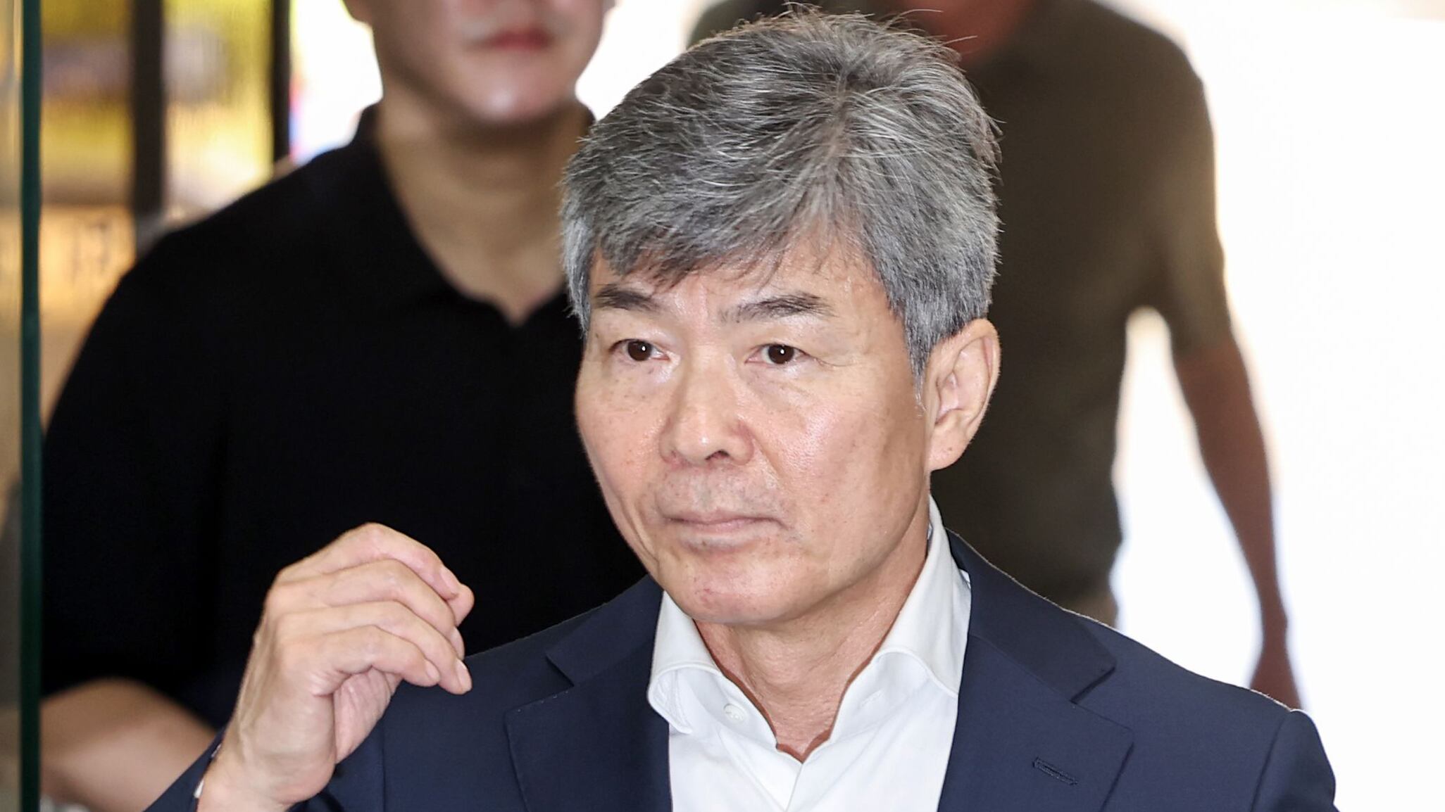 Lee Jong-ho Applies for Bail in Attorney Act Violation Case