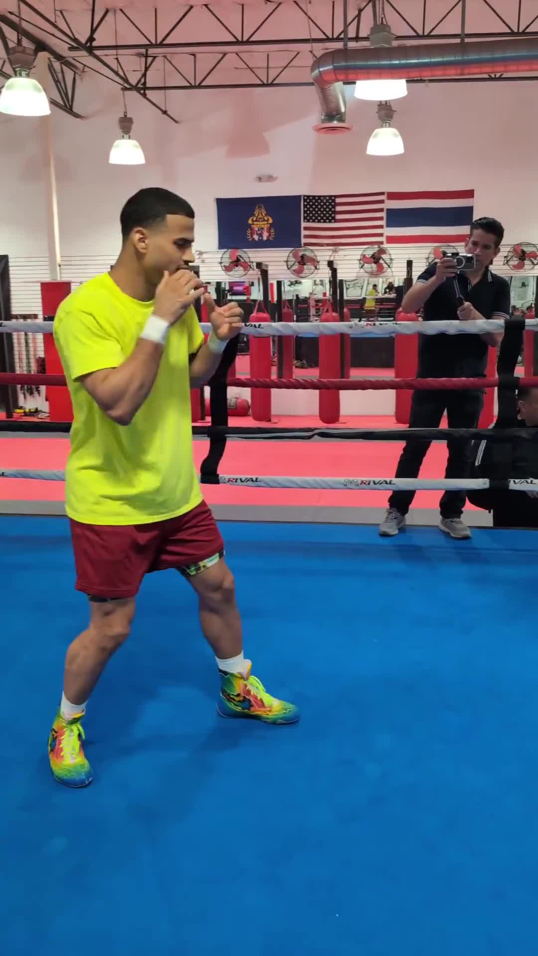 Rolando Romero showing off his straight right hand ️Can he land it on ...