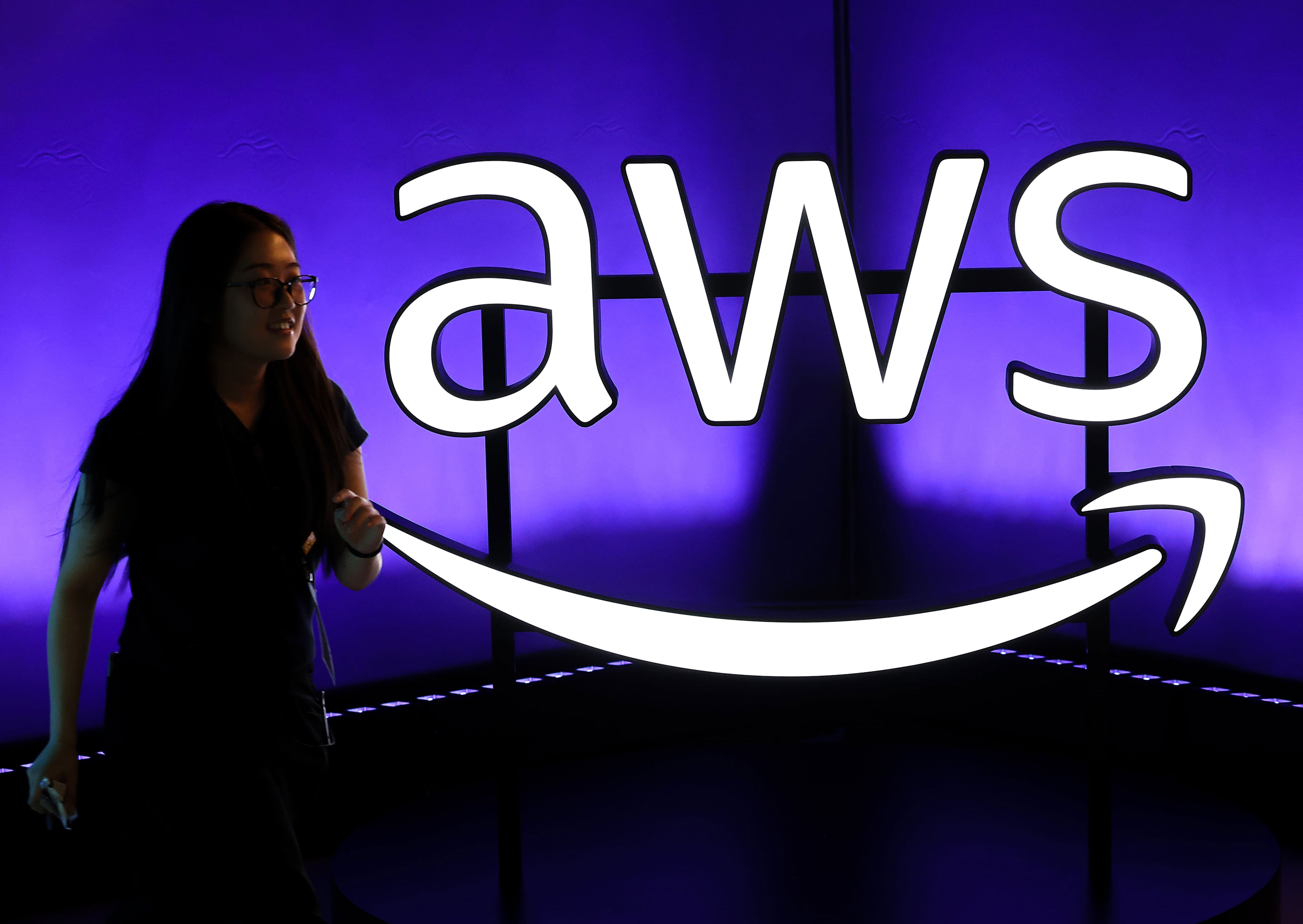 AWS Cloud Outage Disrupts Global Services, Restored After 3 Hours