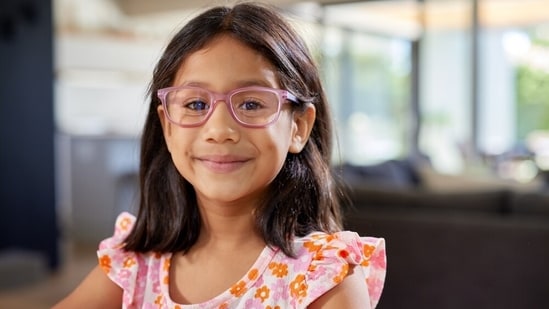 Ophthalmologist shares 5 daily habits that are causing high myopia in ...