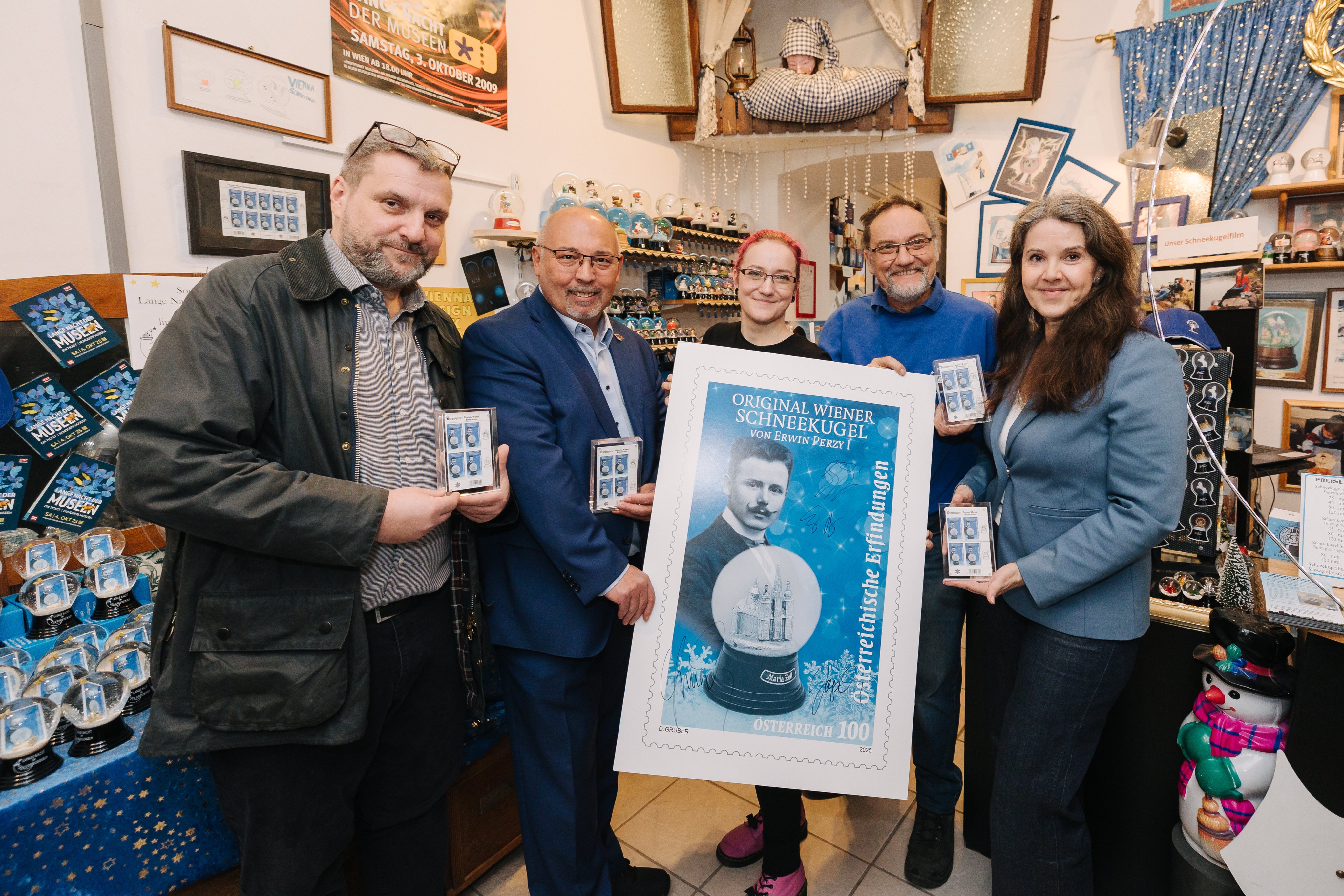 125 Jahre Schneekugel: Post widmet dem Wiener Original eine ...