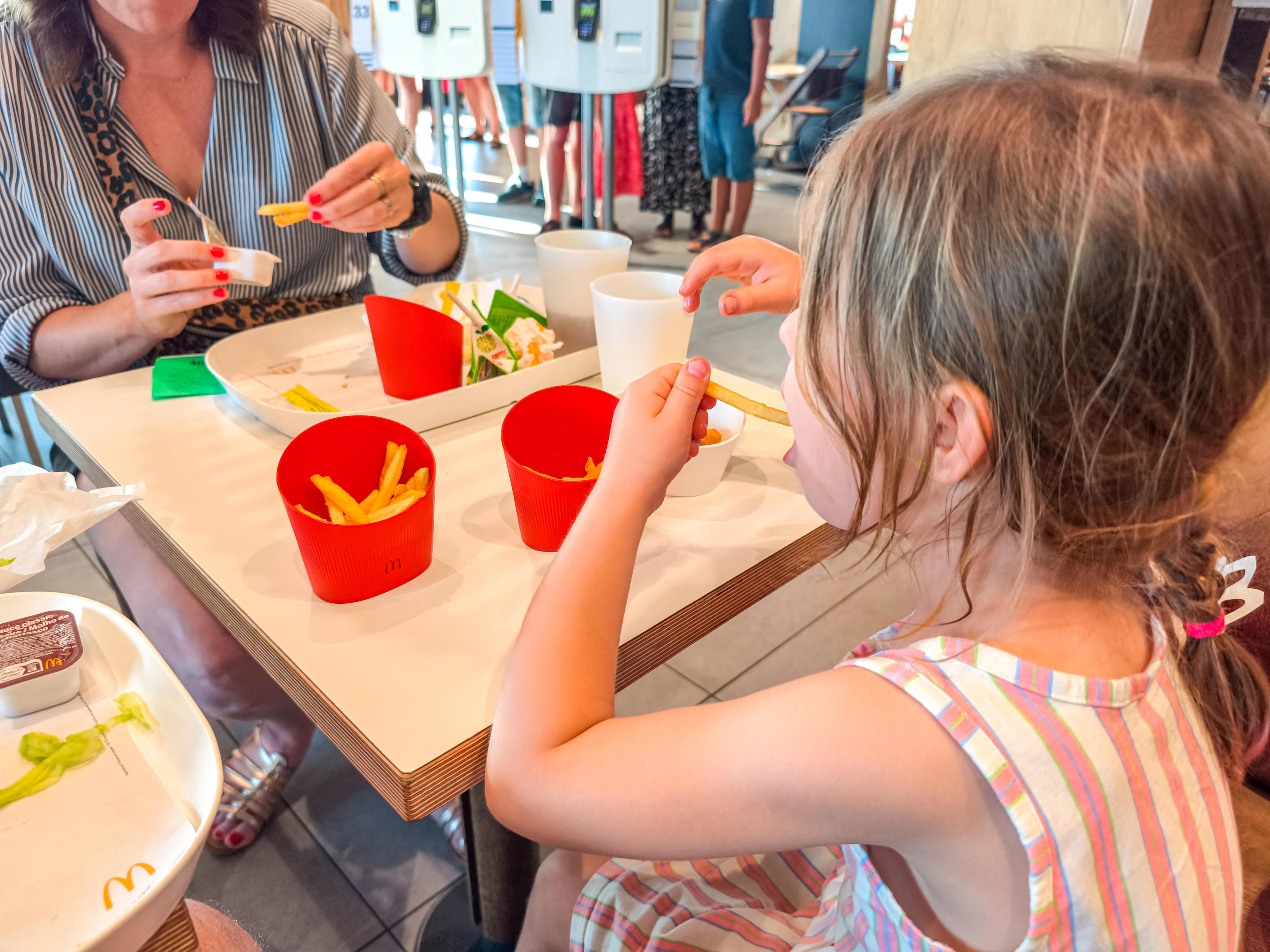 Restaurants are winning over busy parents — but slipping with child ...