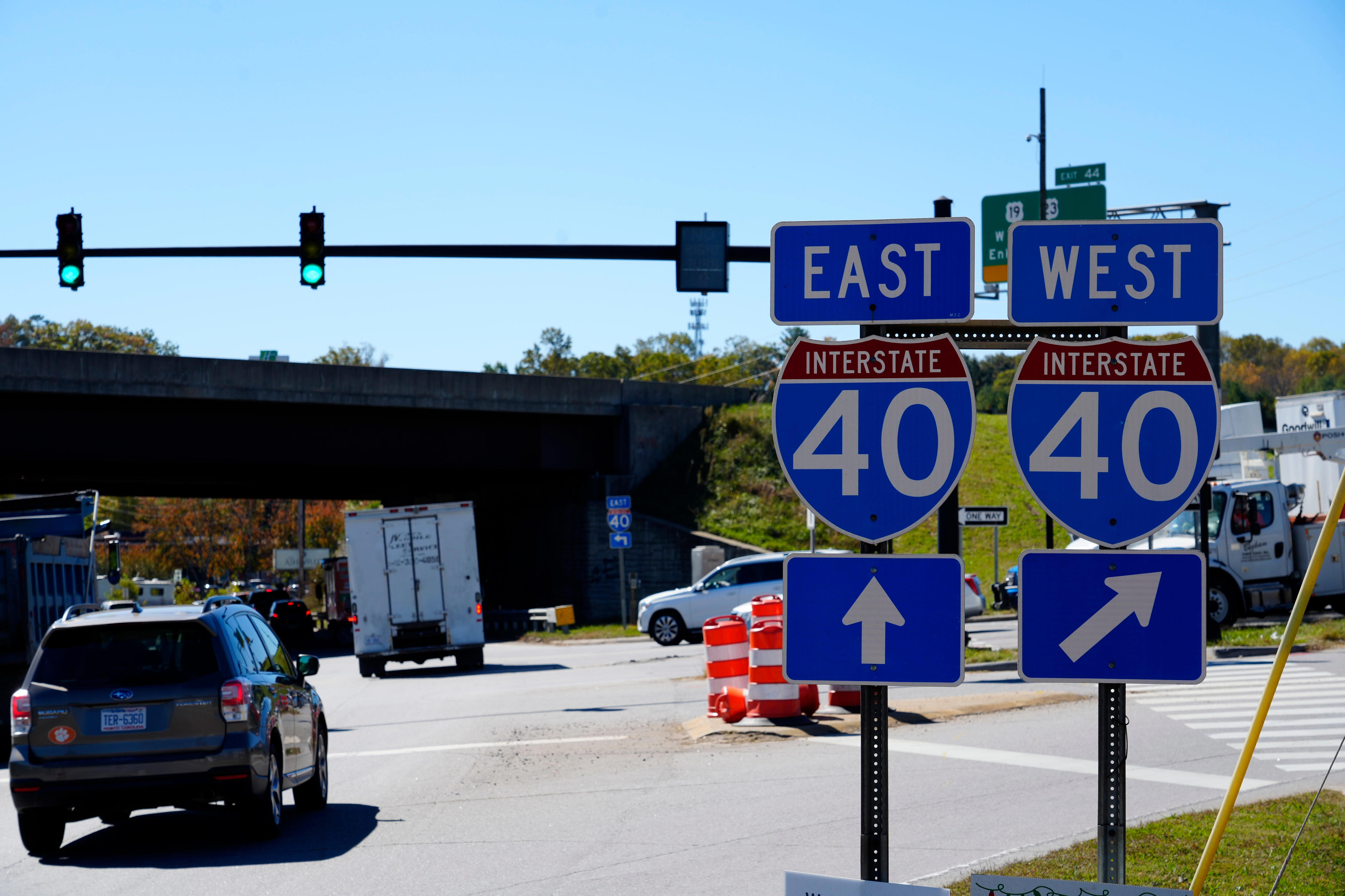 Interstate 40 express toll lanes recommended west of Asheville