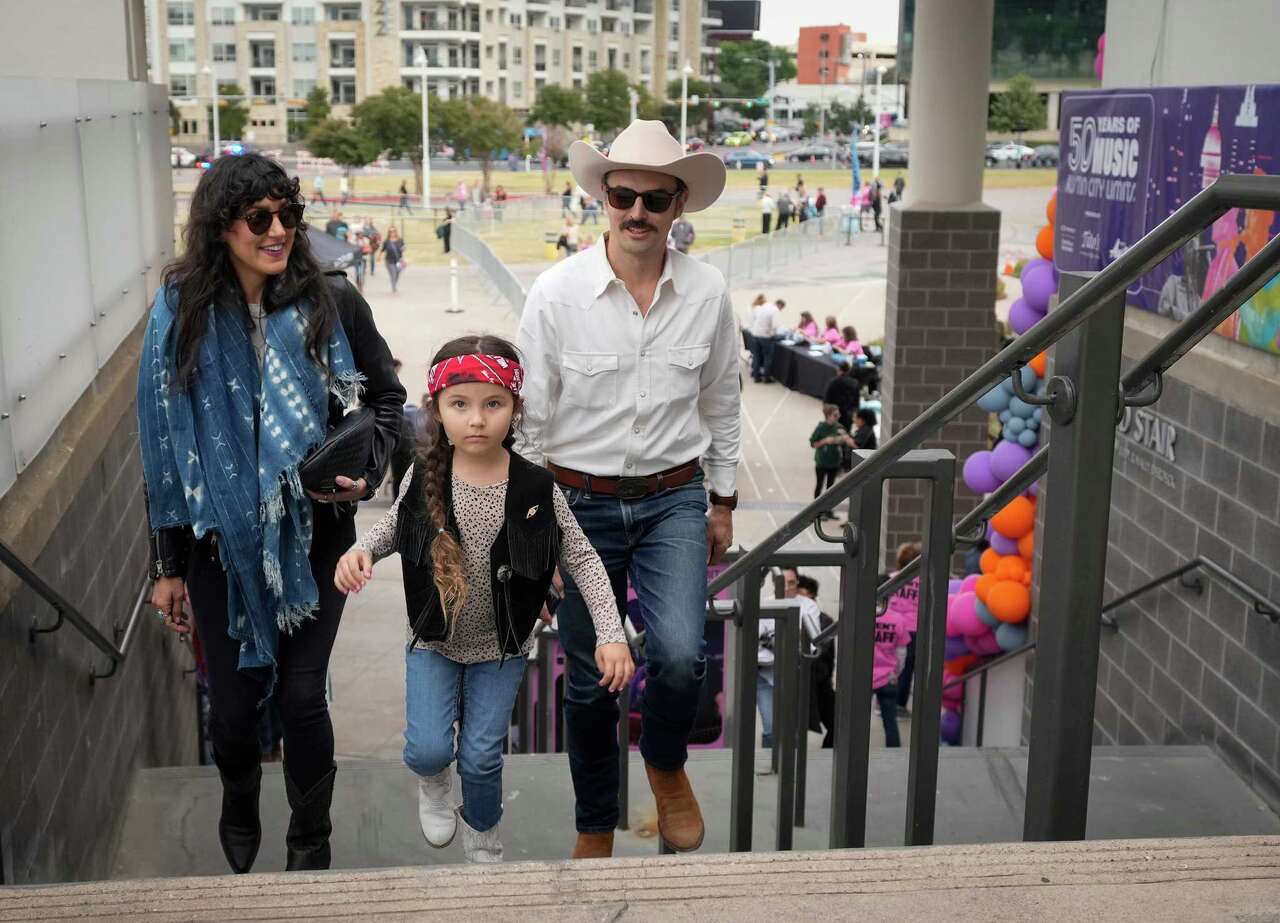 11 Texas-themed Halloween costume ideas you can actually pull off