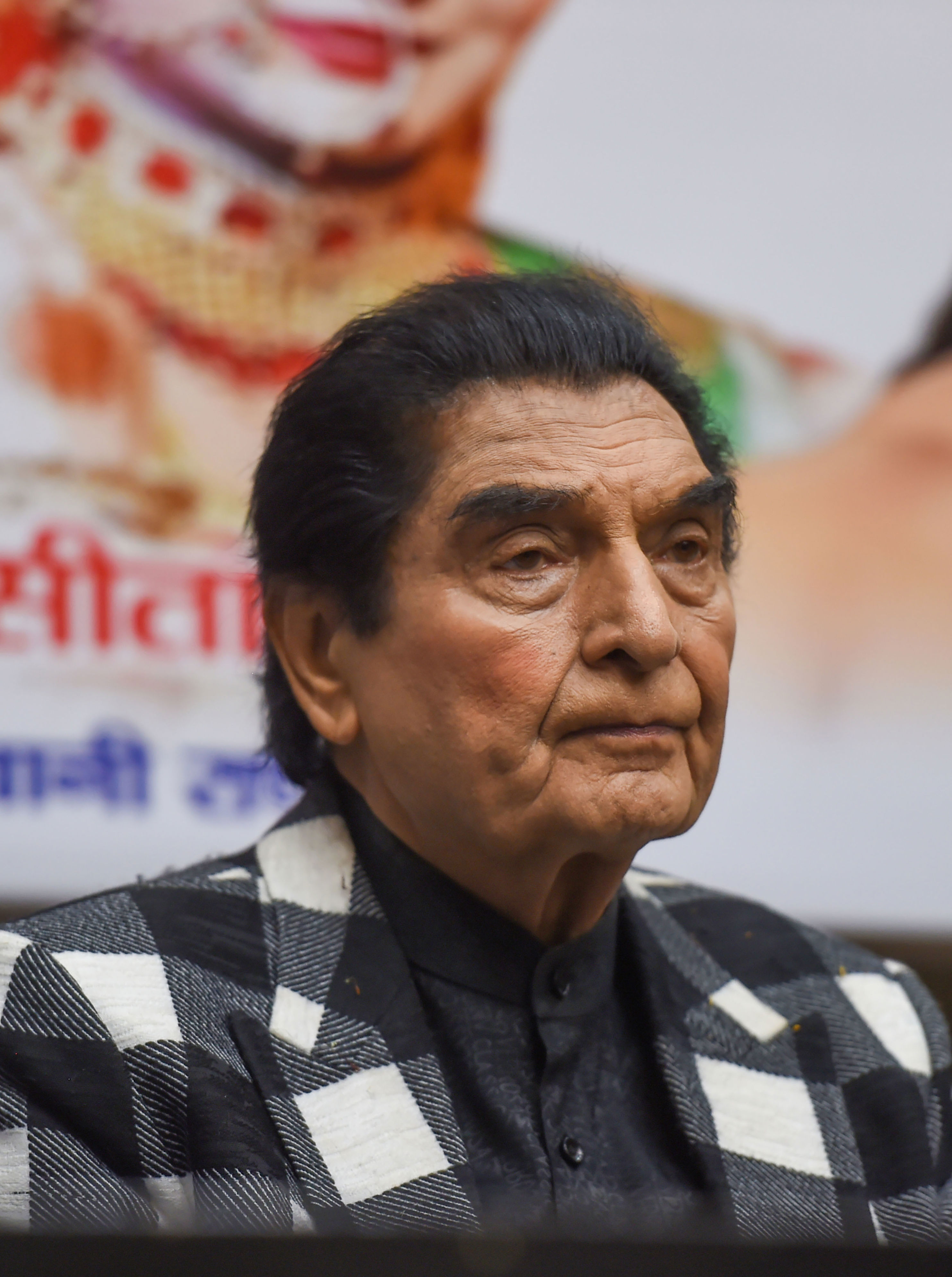 Akshay, Ajay, Kajol mourn veteran actor Asrani's death; remember his ...