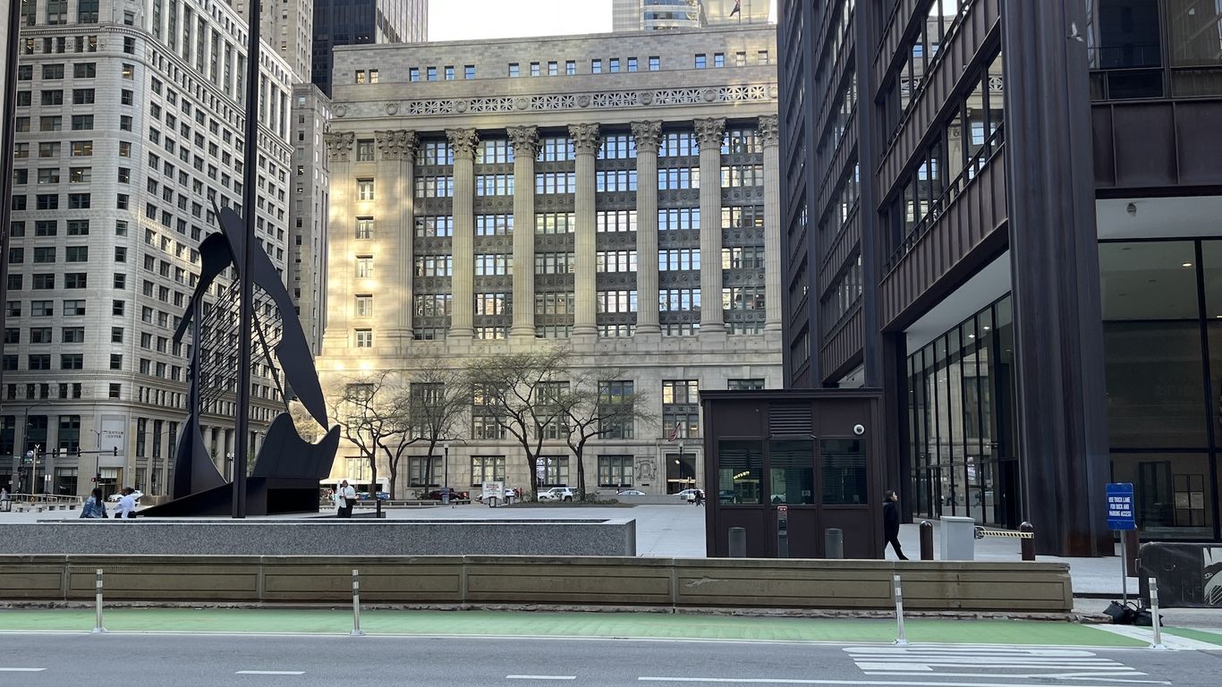 Cook County order seeks to end warrantless ICE arrests at courthouses