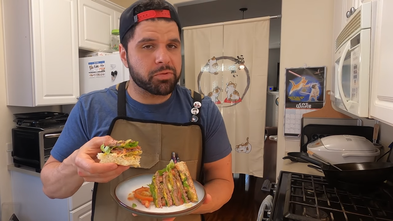 I Tried The Cosmic Tower Burger from Persona 5