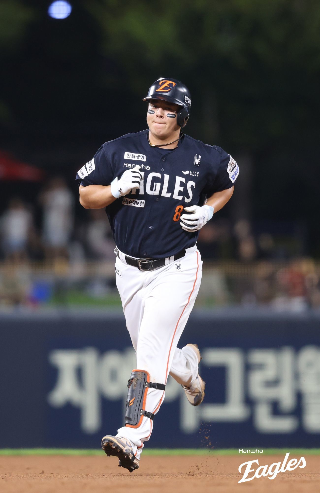 한화 노시환 5회초 역전 투런포 폭발…2차전에 이어 3차전에서도 홈런