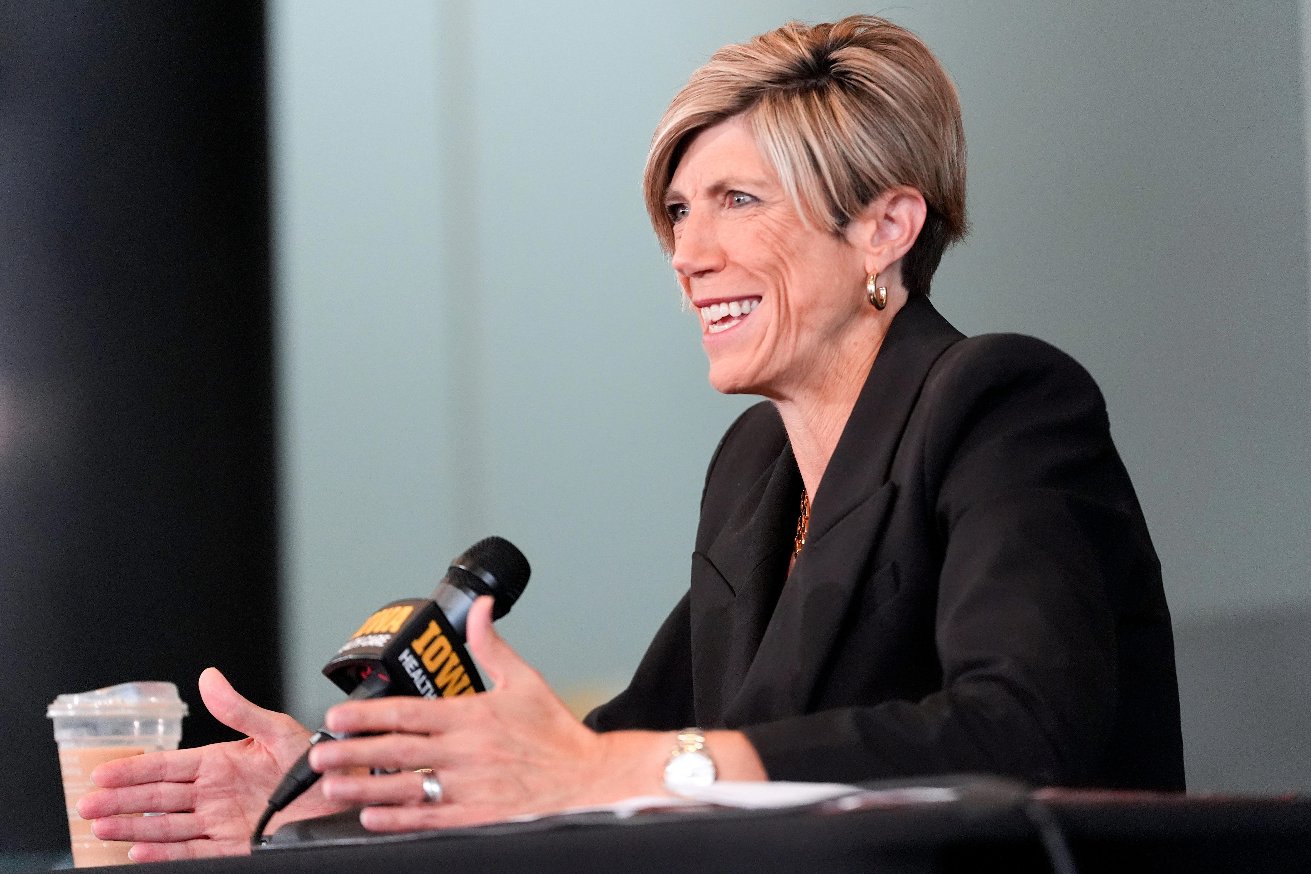 Iowa women's basketball offers 2027 4-star center Addison Medeck