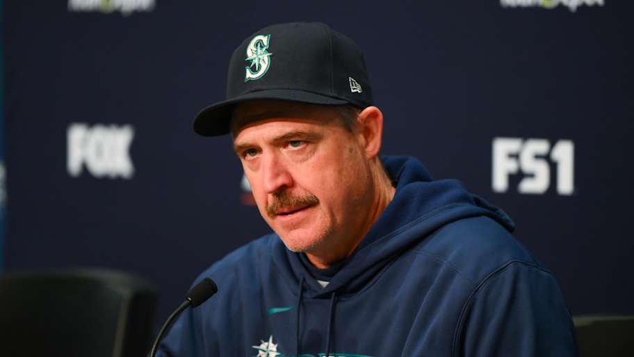 Mariners' Dan Wilson Offers Lame Defense Of Season-Ending Decision