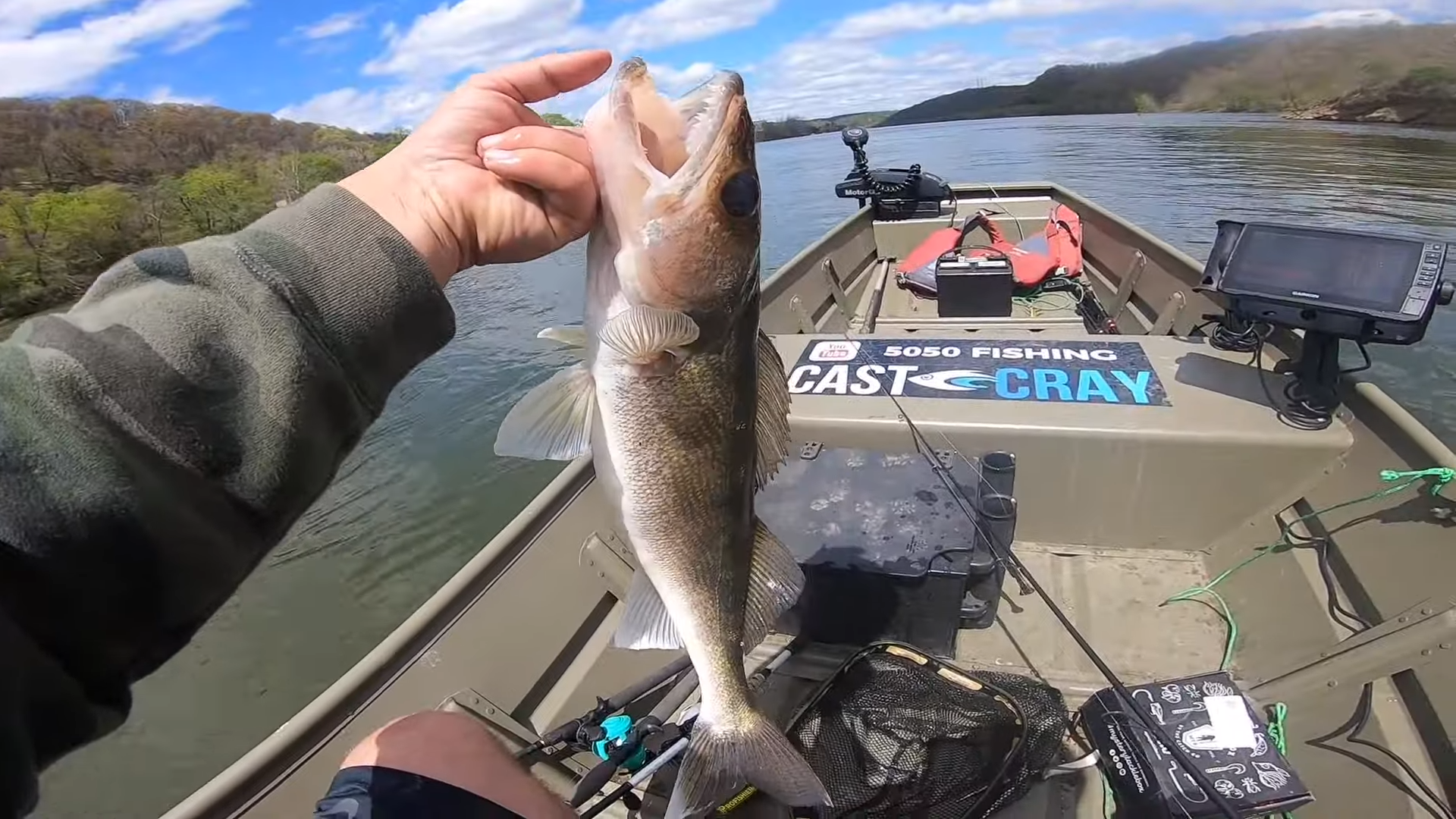 Ohio River crappie fishing for giant spring slabs