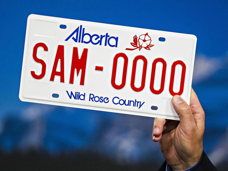 Letters: Alberta should go back to requiring front licence plates
