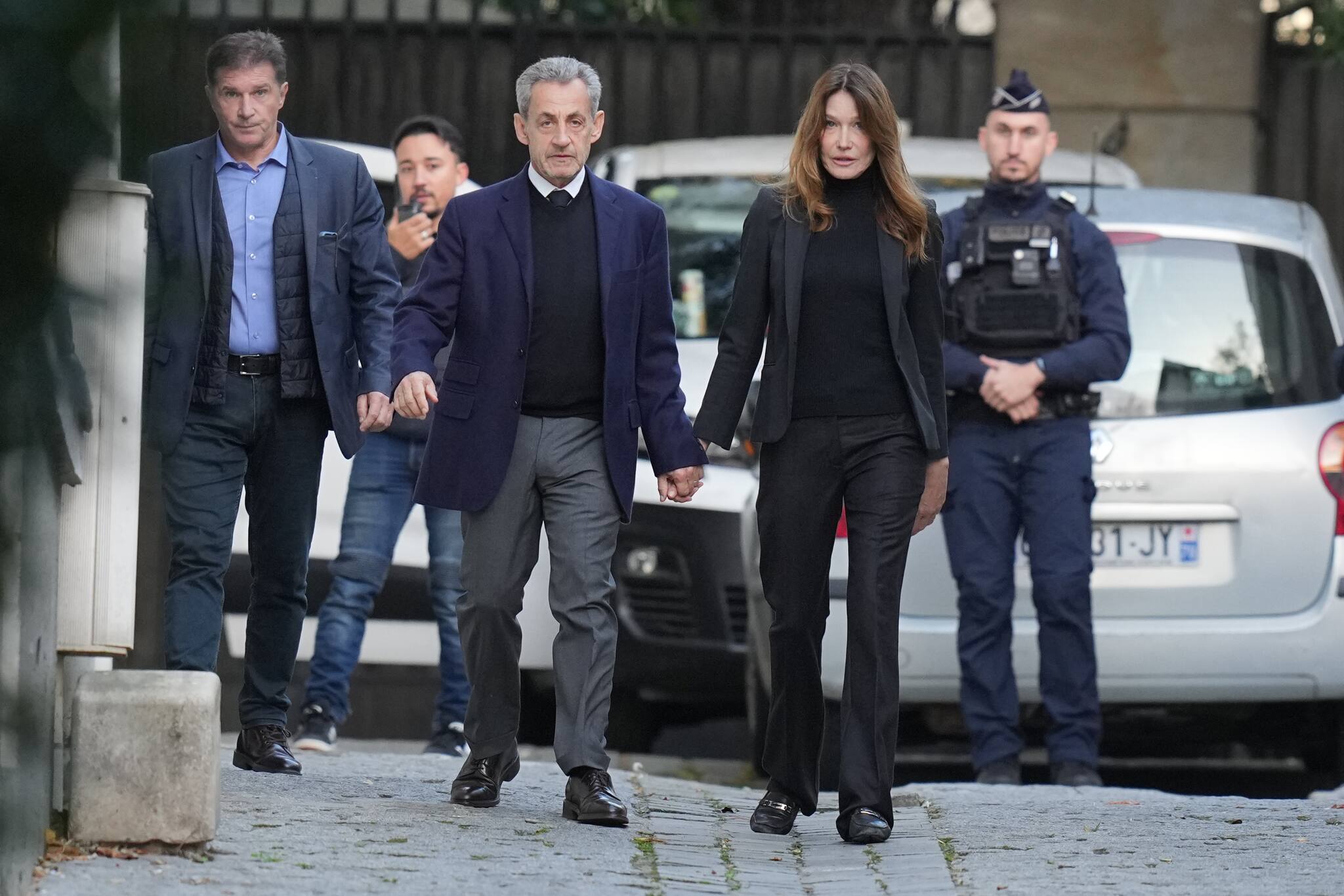 Frankreichs Ex-Präsident Sarkozy tritt Haft in Paris an
