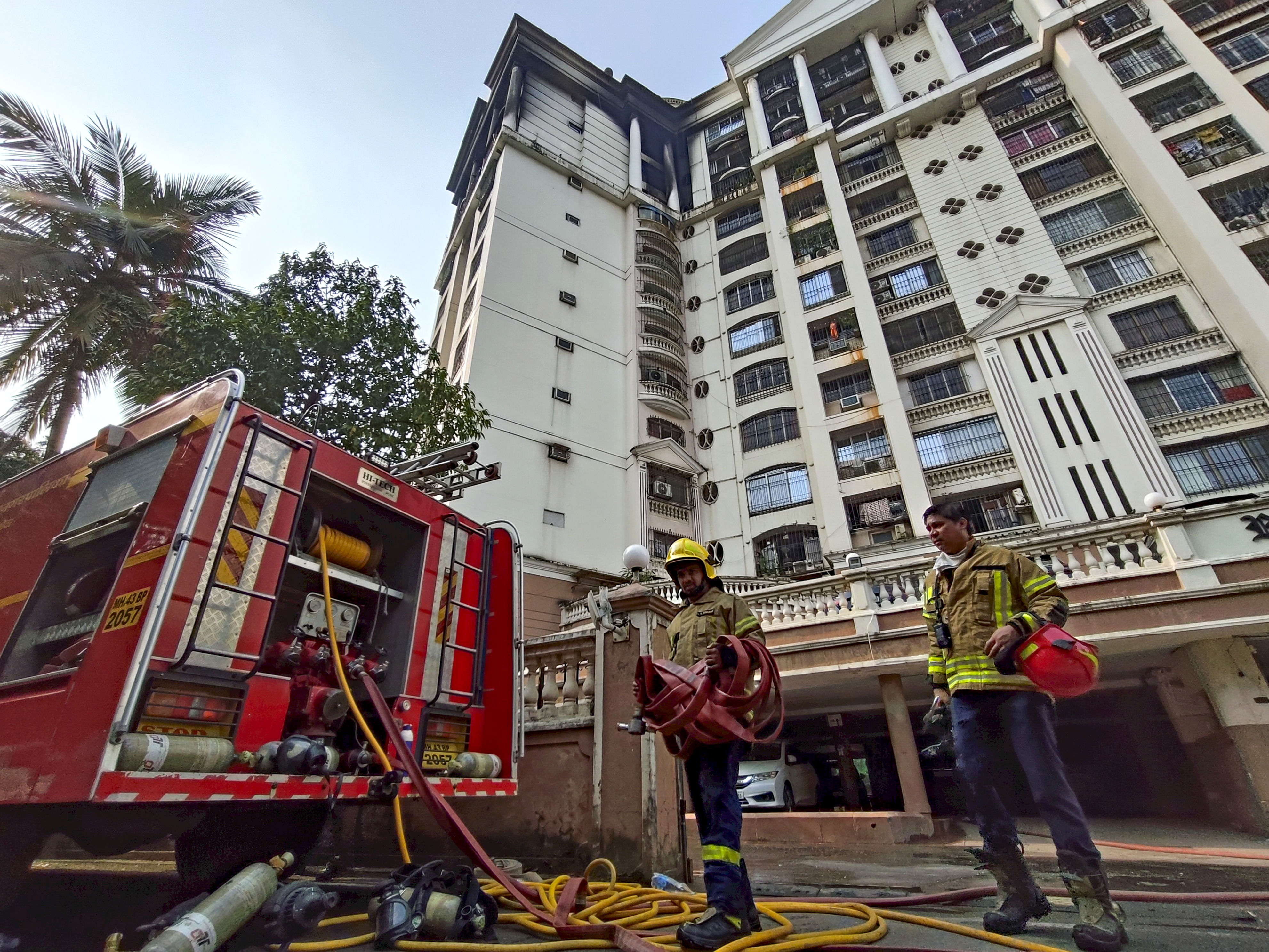 4 killed, 10 injured in fire at building in Navi Mumbai