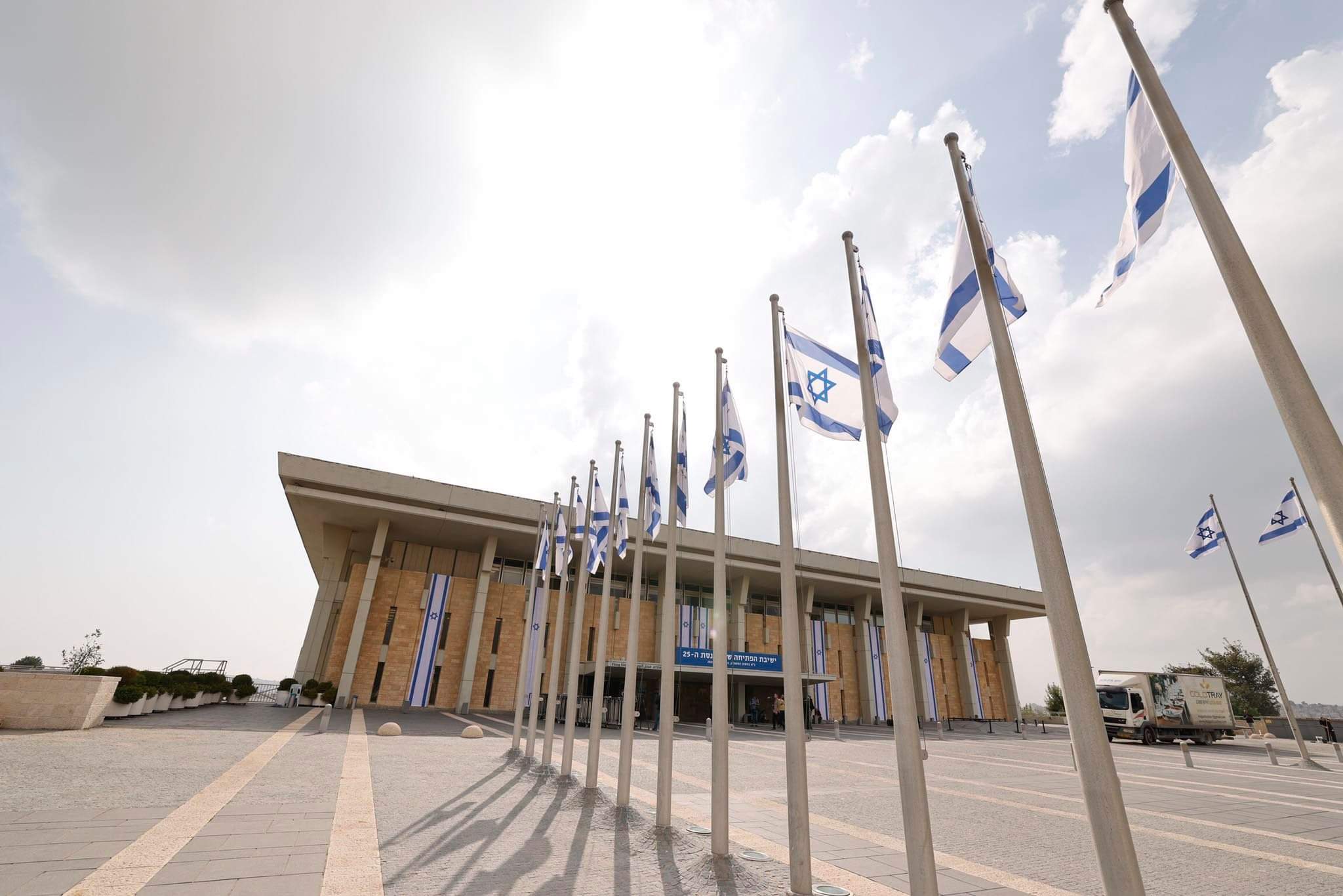 Gov't adds NIS 2.6 billion to defense, raising state budget by NIS 32 ...