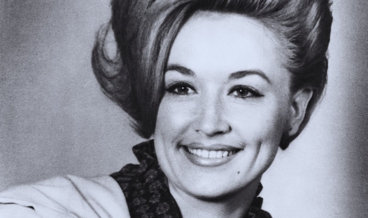 Dolly Parton turned her poverty into poetry—proof that kindness and ...