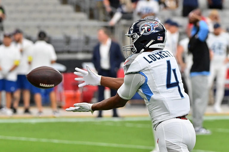 Should the New York Jets sign recently released ex-Titans WR Tyler Lockett?