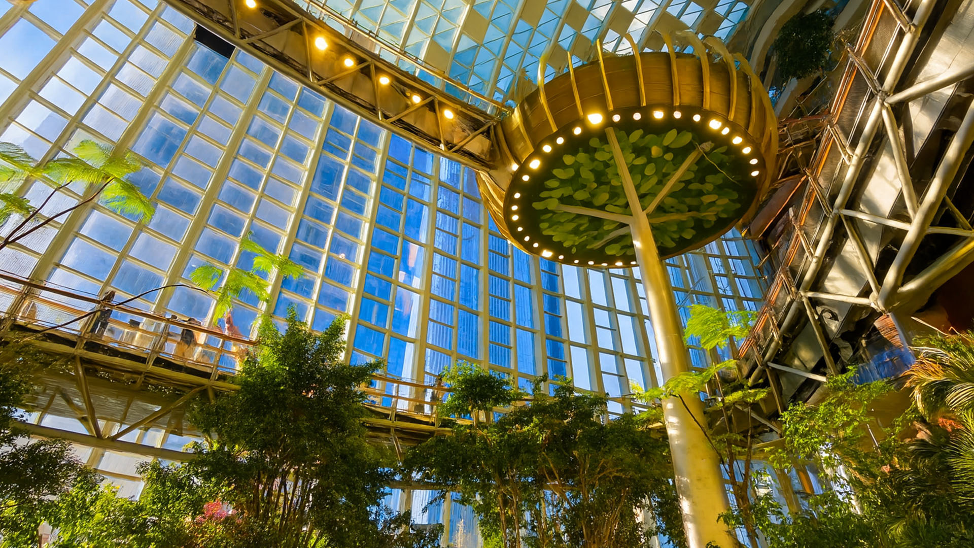 Vertical Garden Mall Walk – China 4K