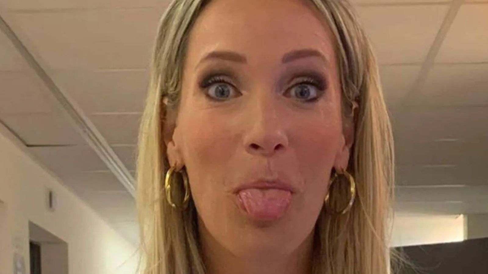 Wat is het salaris en vermogen van Hélène Hendriks?
