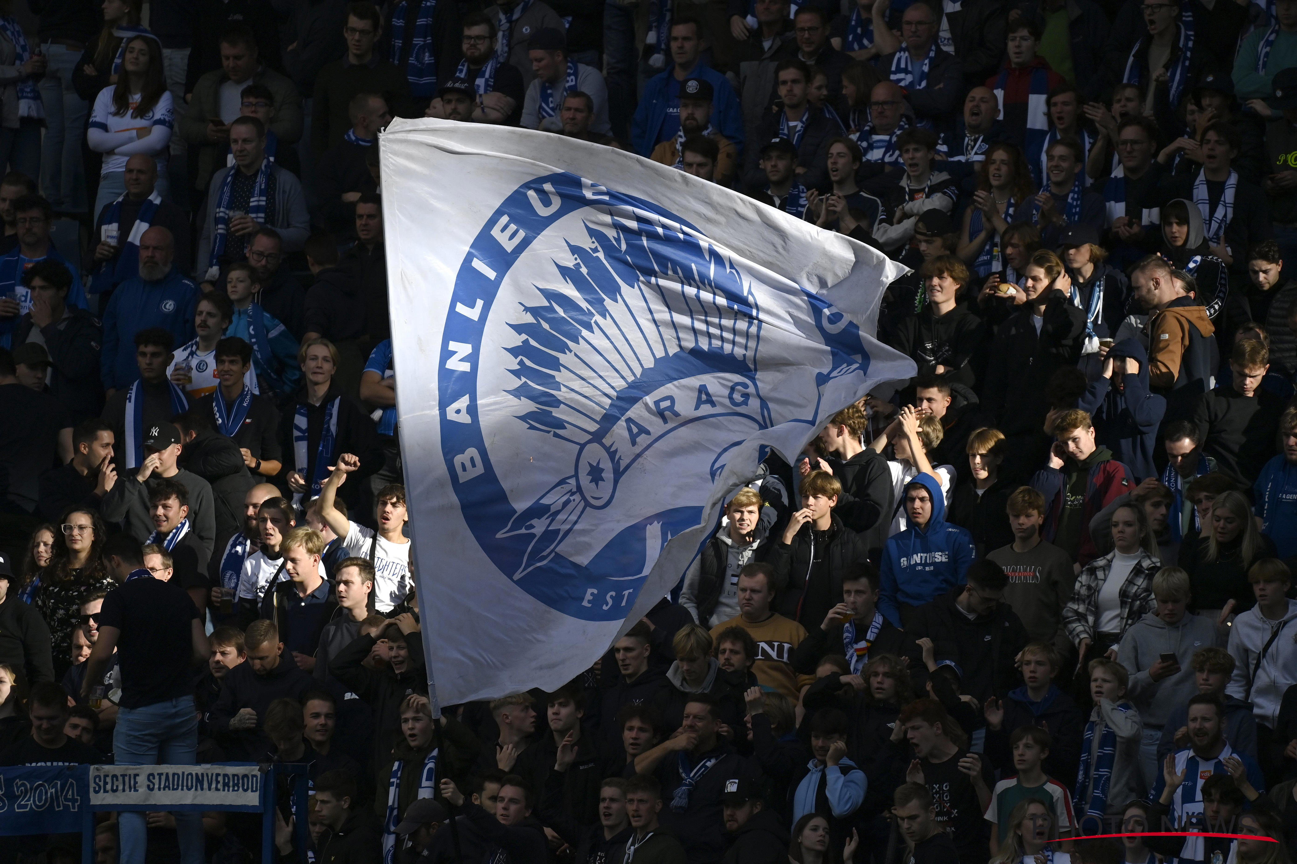 OFFICIEEL: Gent heeft nieuwe spits (1.96 m), Senegalees talent naar ...