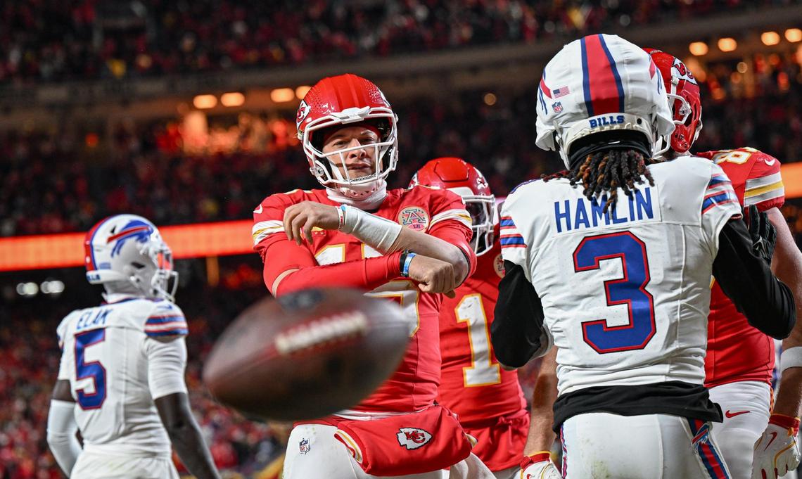 Chiefs fans bash Pro Football Focus' Patrick Mahomes grade. Here's what ...