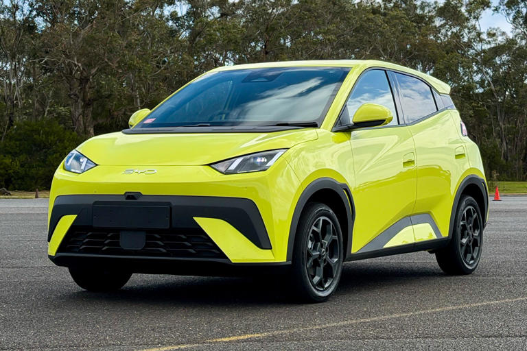 Australian government wants EV, PHEV owners to start sending power to ...