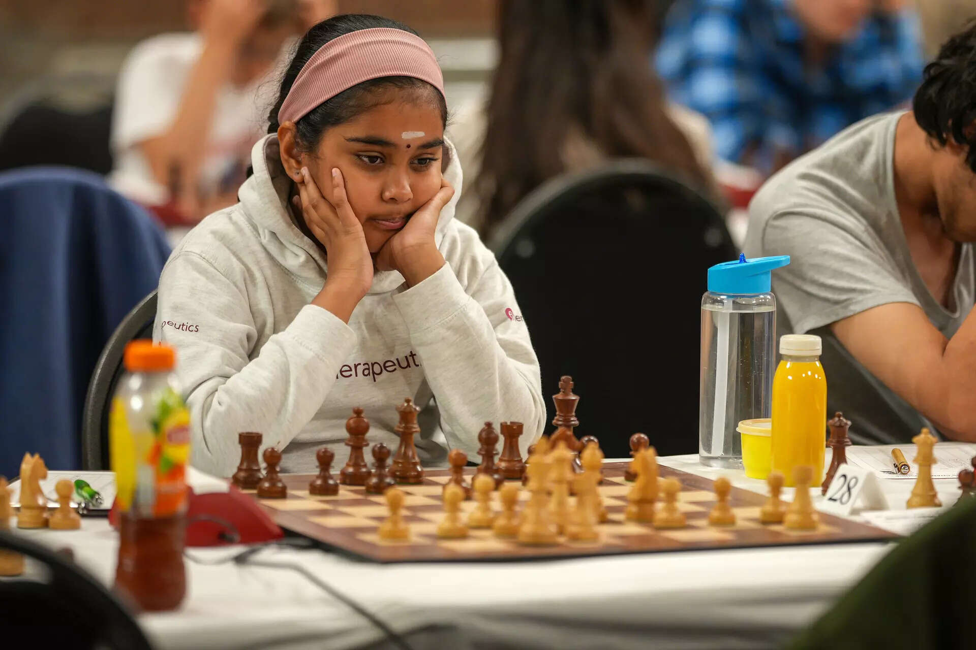 Historic! 10-year-old Indian-origin British chess prodigy Bodhana ...