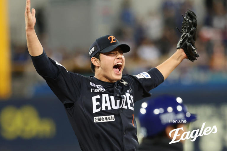 MVP 문동주 상대하는 LG...염경엽 감독 "포크볼·커브도 좋은 투수, 2S 전에 승부 해야" [KS1]