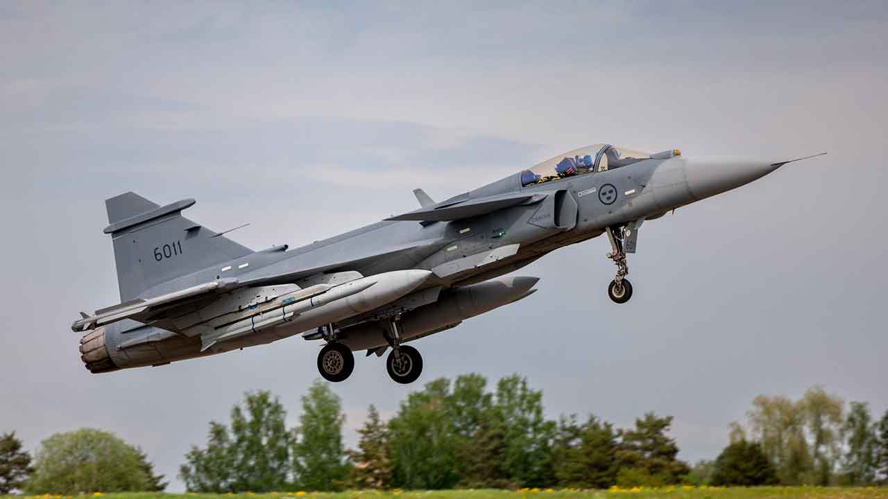 Video: Sweden begins operation of the Gripen E, the most advanced ...