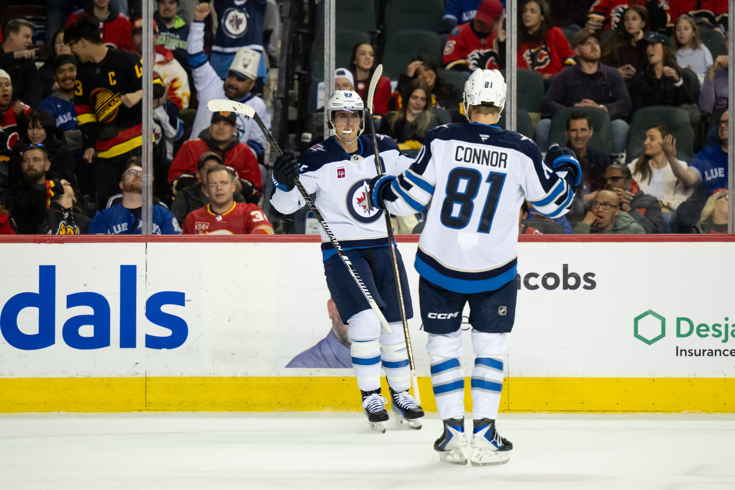Jets’ 2 Third Period Goals Enough to Beat Flames