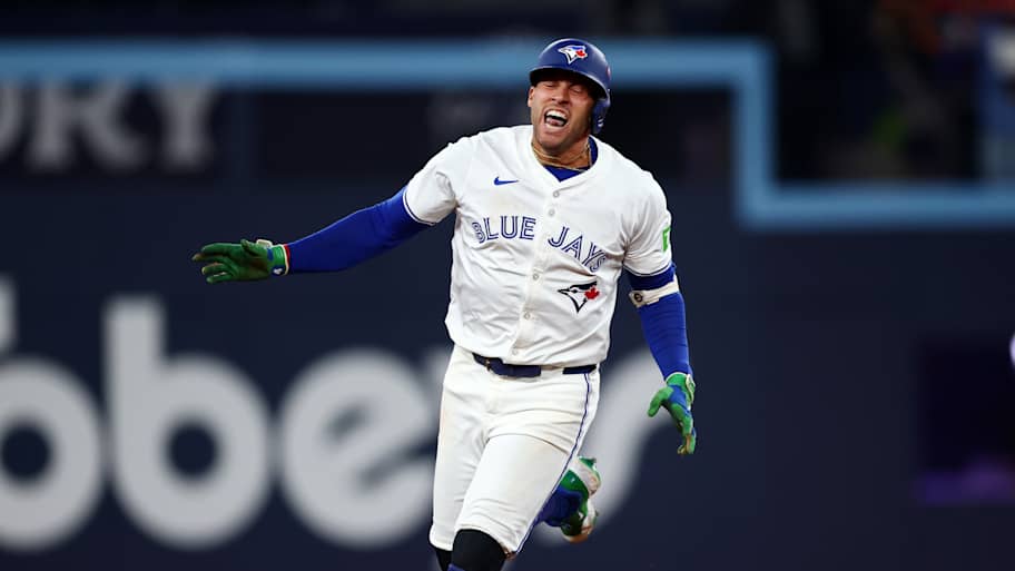 Astros fans don't know how to feel about Blue Jays' wild ALCS comeback