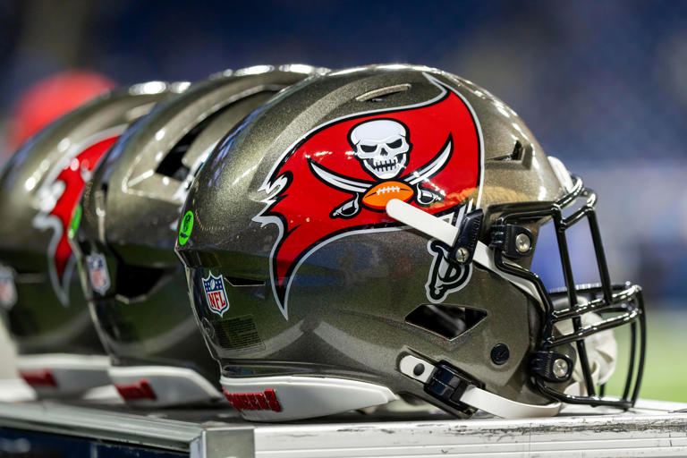Doug Martin's agent offers statement on late Buccaneers running back