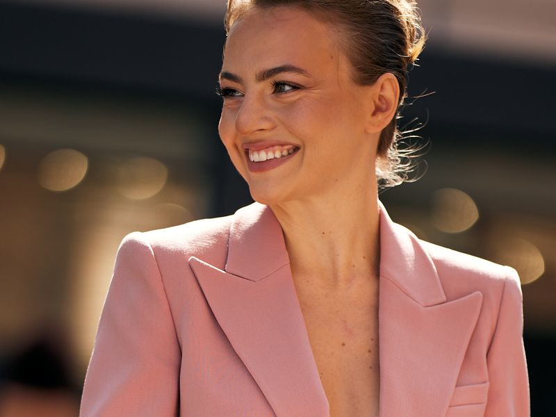 So chic: Der Candy-Pullover von H&M bringt frischen Wind in deinen Winter-Style