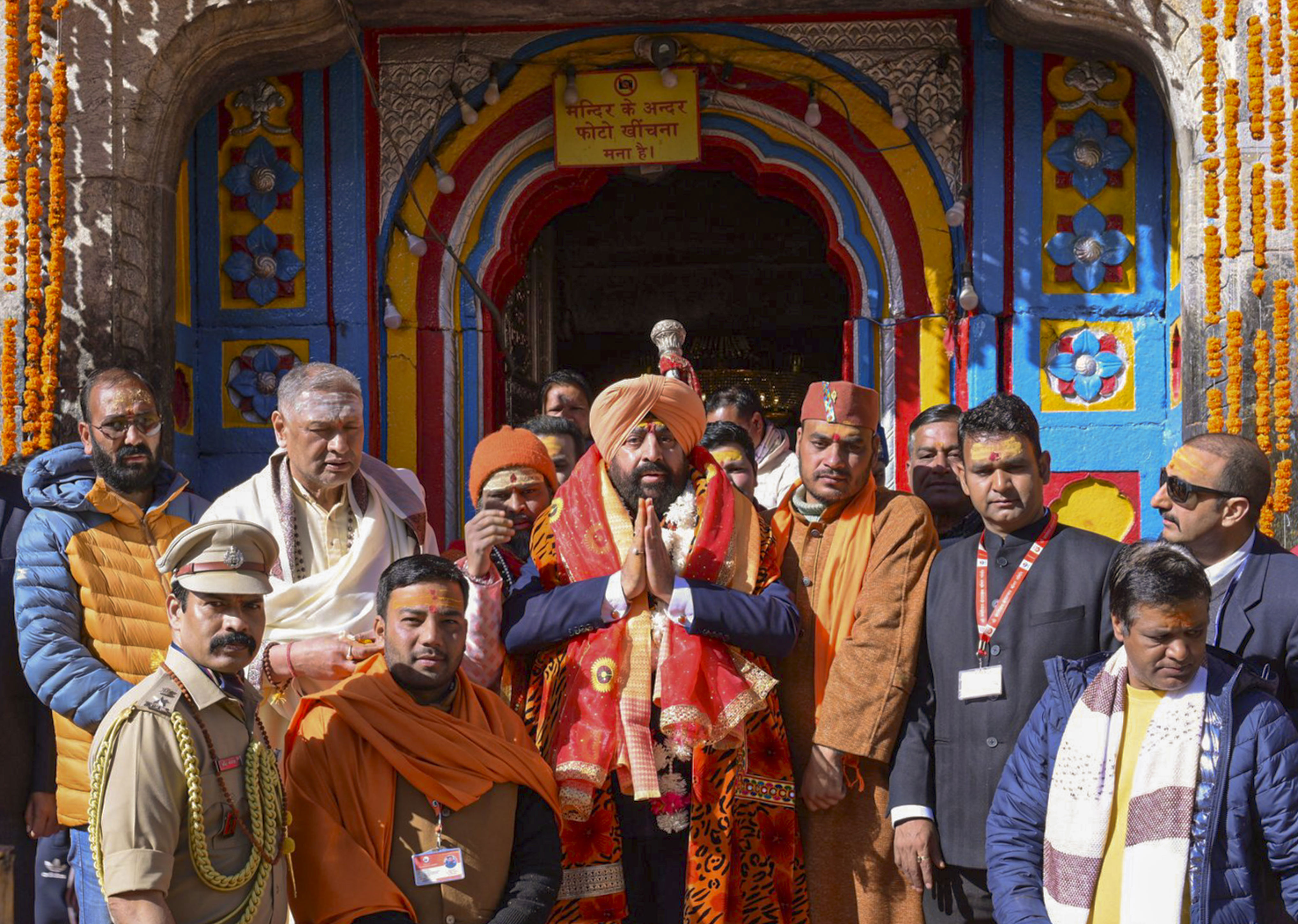 Uttarakhand Governor Gurmit Singh visits Badrinath Dham