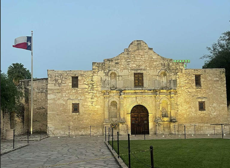 Texas landmark issues apology after celebrating 'Indigenous Peoples' Day