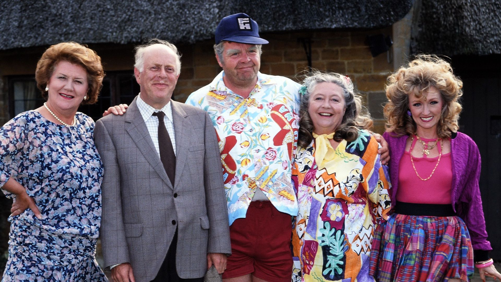Where are the surviving cast of Keeping Up Appearances now?
