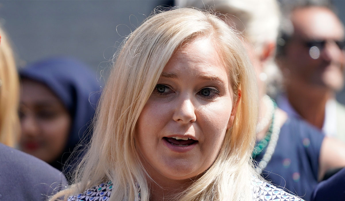 Breaking: Andrew evicted from Royal Palace and stripped of the title of ...