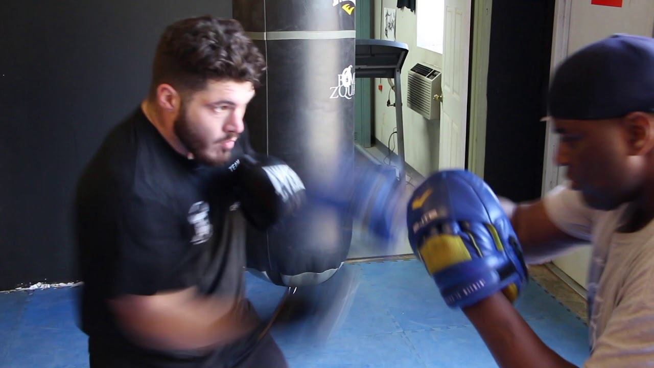 🔴Wilder vs Breazeale camp life: Joe Cusumano Wilder sparring partner on ...