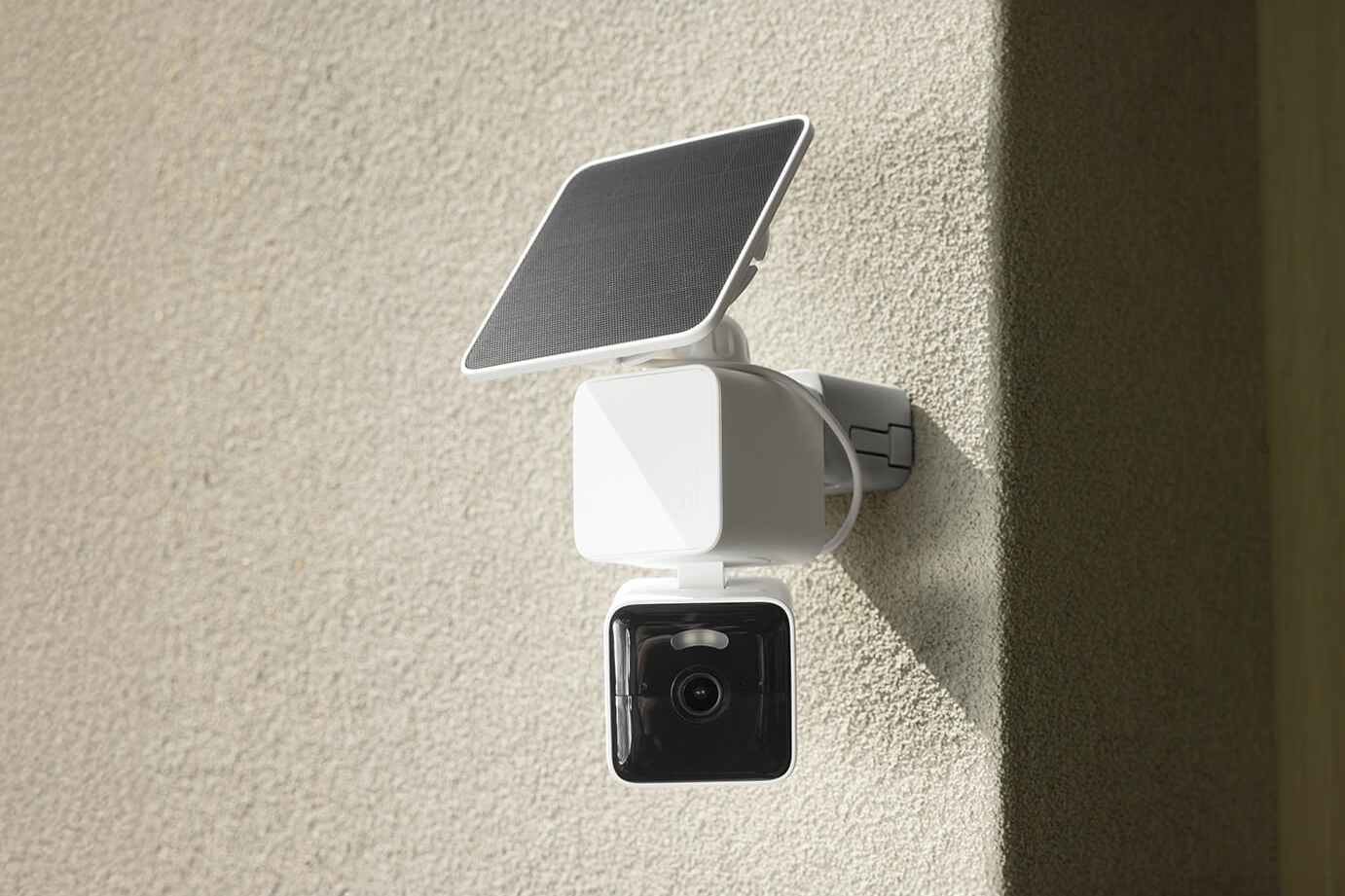 Wyze’s new solar-powered pan-and-tilt security camera is less than $80