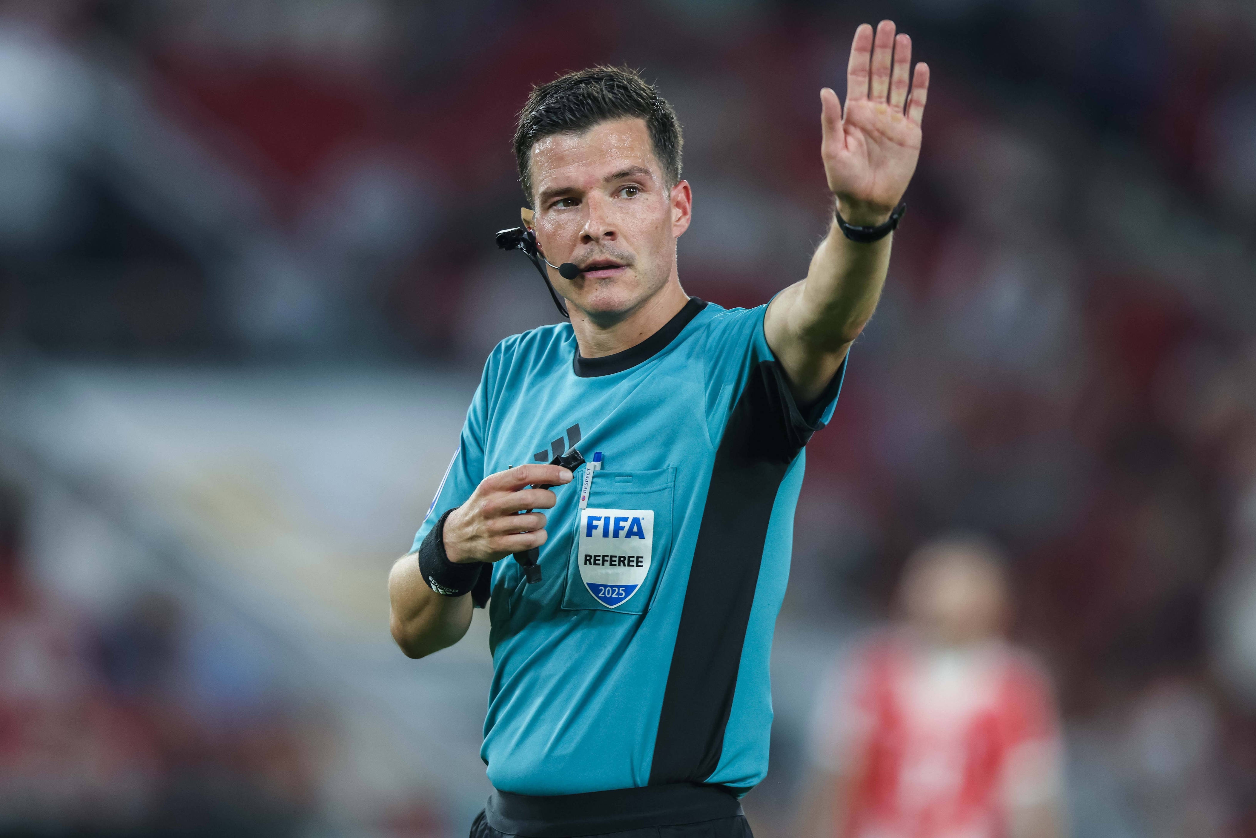 Duitse scheidsrechters voor Feyenoord en AZ in Europa