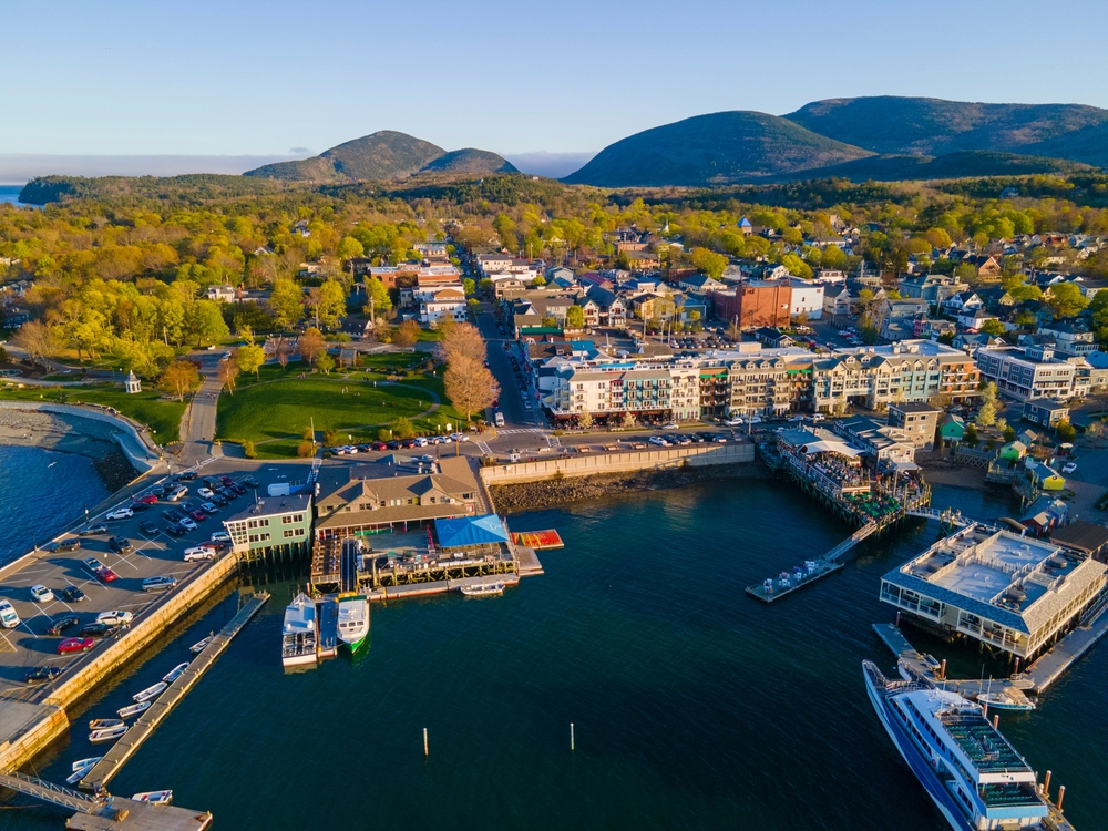 17 small towns in the US that feel like instant relaxation the moment ...