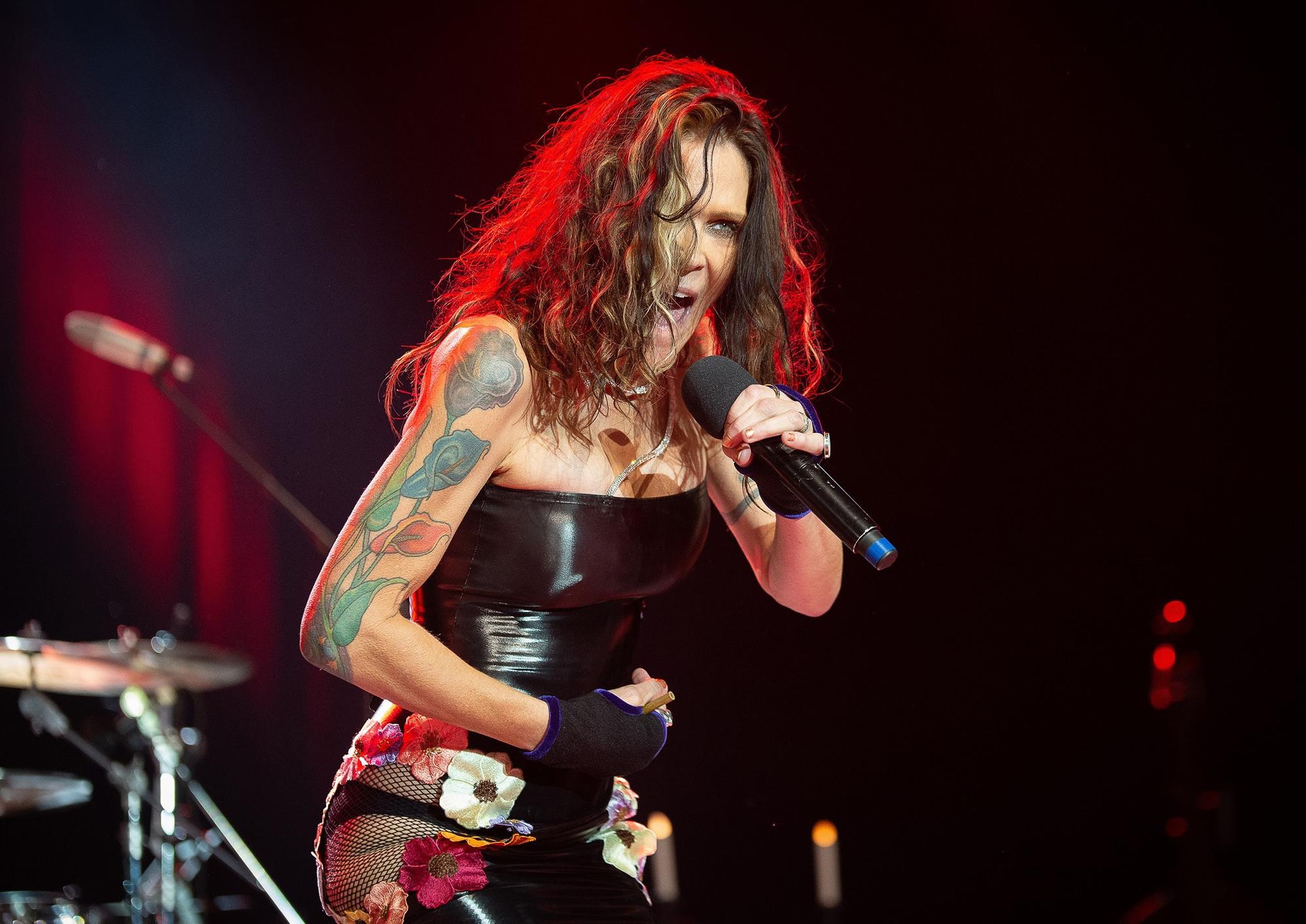 Hear the 'flame-thrower' voice of Beth Hart in Nottingham