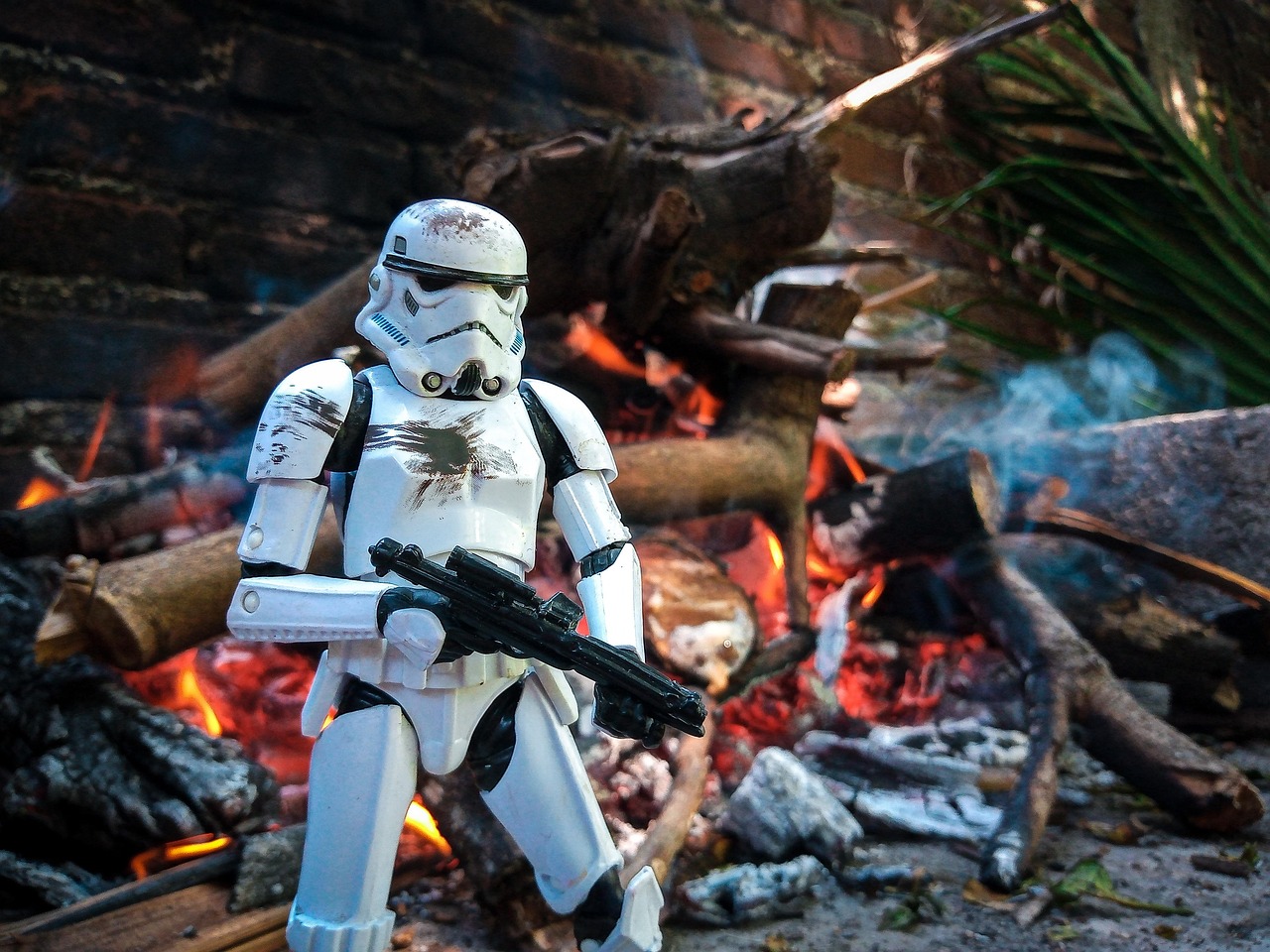 7 Forgotten Collectibles From The '80s Now Worth Thousands, Appraisers Say