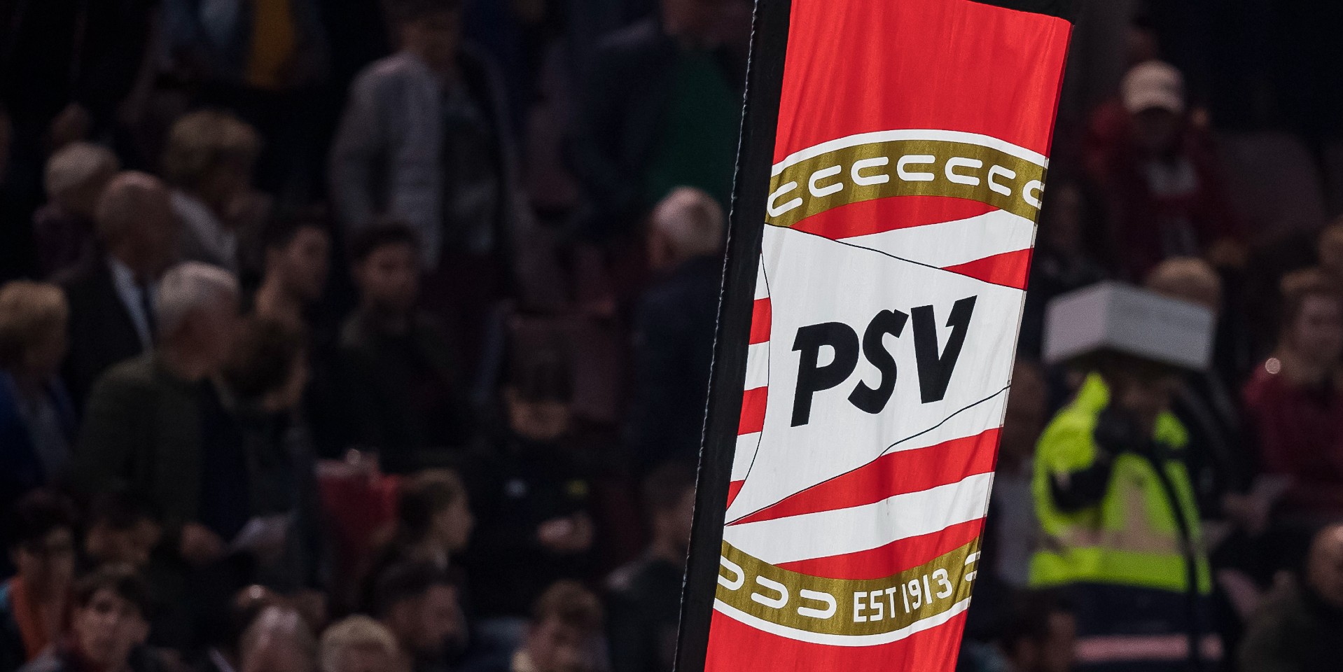 PSV sluit nieuw sponsorcontract met ASML: 'We bedrijven allebei topsport'