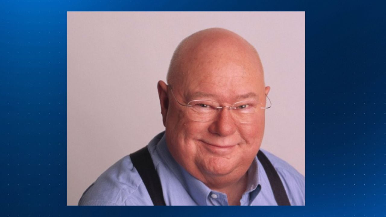 Co-founder of Red Lobster and first CEO of Darden, dies at 85