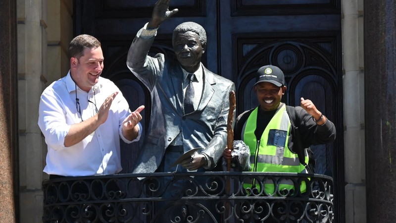 Zolani Zondani's inspiring 800km walk to raise awareness for men's ...