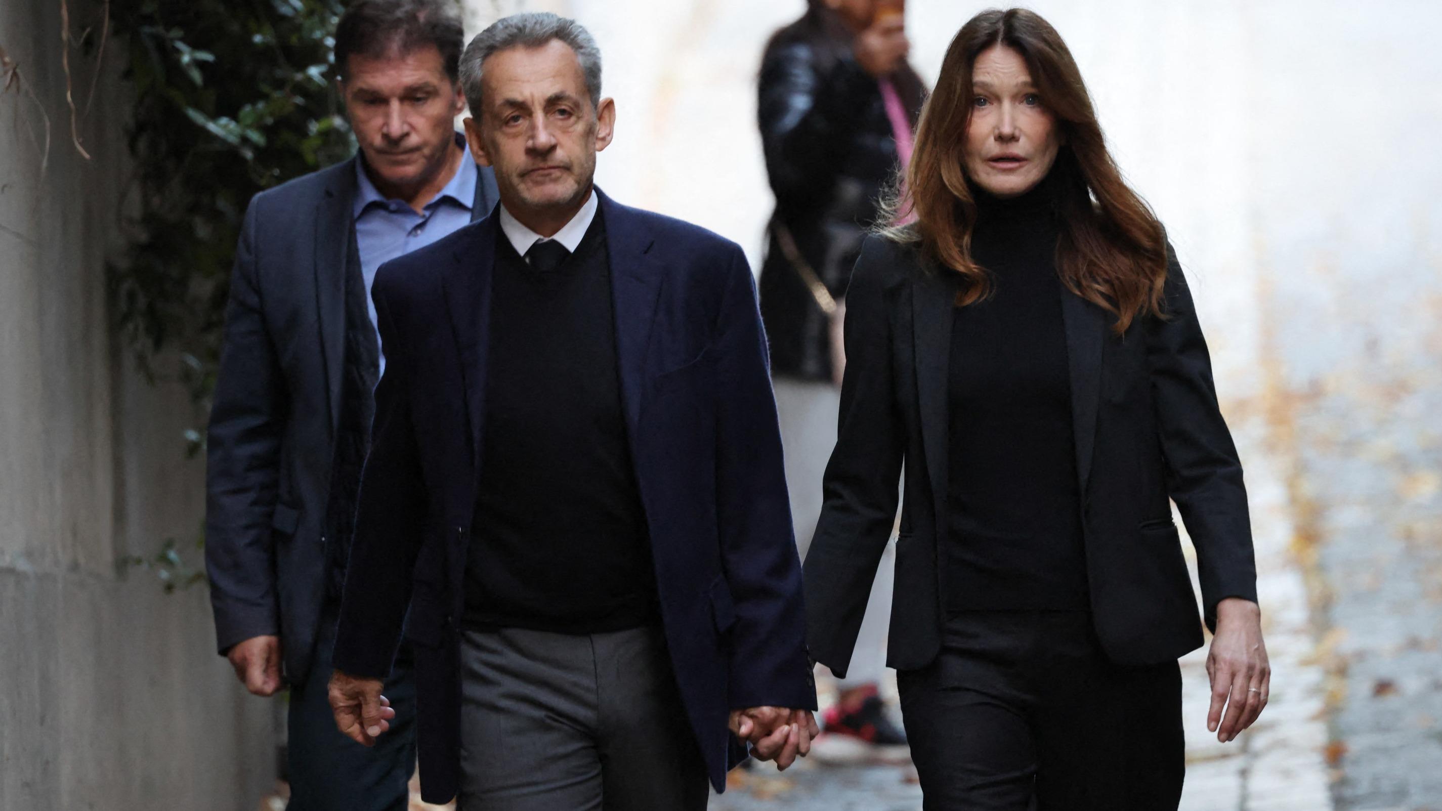 Carla Bruni, le plus solide soutien de Nicolas Sarkozy, contre vents et ...