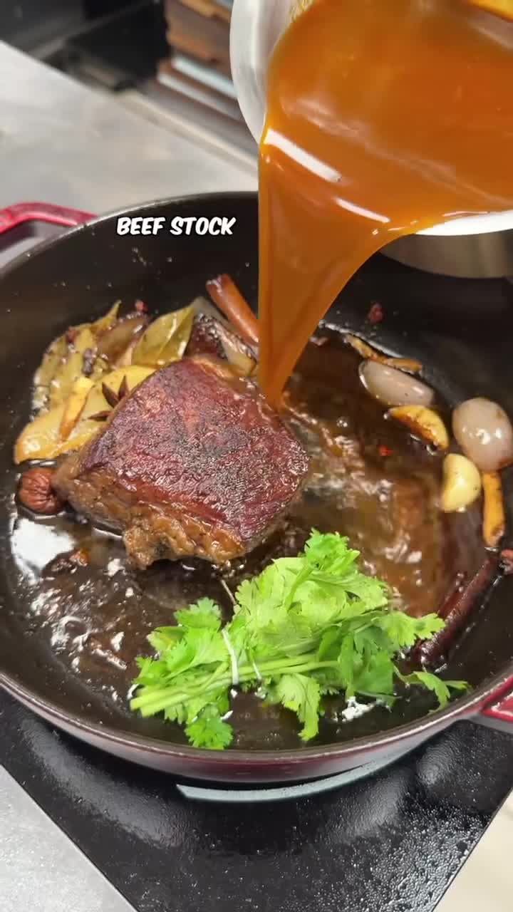 Iron Chef Dad’s Asian-style braised beef 🥩
